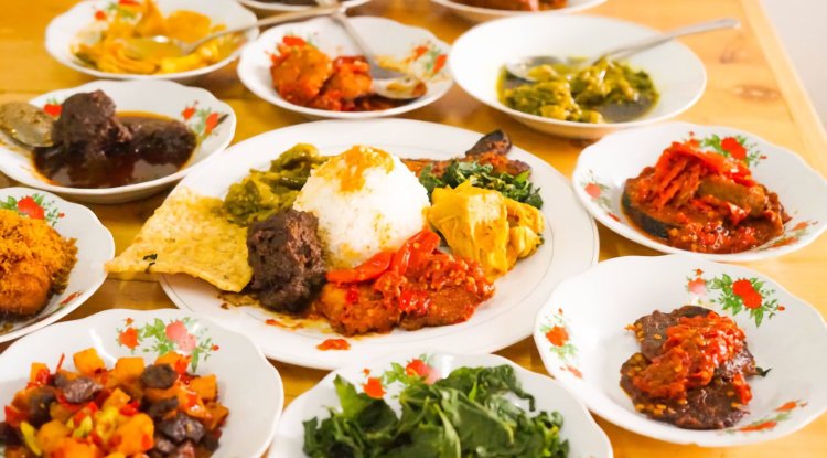 5 Alasan Box Catering Padang Cocok untuk Acara Keluarga - RajoMinag ...