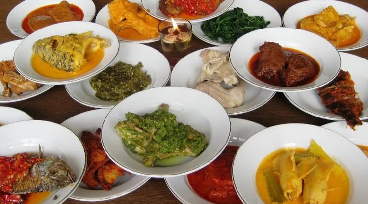 Panduan Memilih Box Catering Padang Berdasarkan Jumlah Tamu - RajoMinag ...