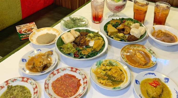 Kenikmatan Box Catering Padang dalam Setiap Suapan - RajoMinag Blog ...